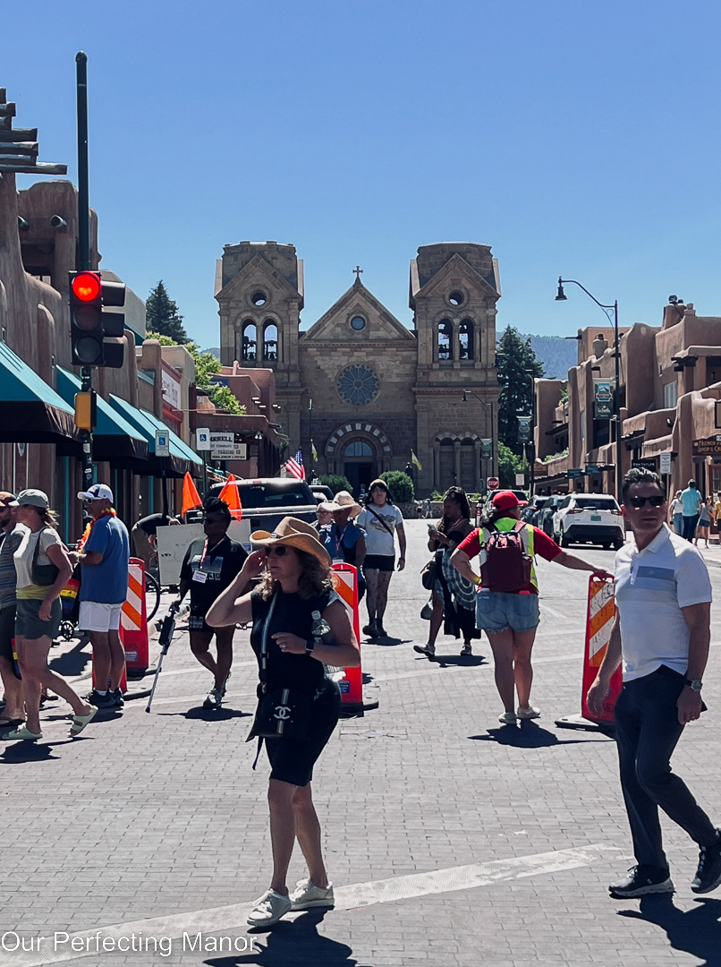 Solo Explorer's Luxurious Guide to Santa Fe, New Mexico: Culture ...